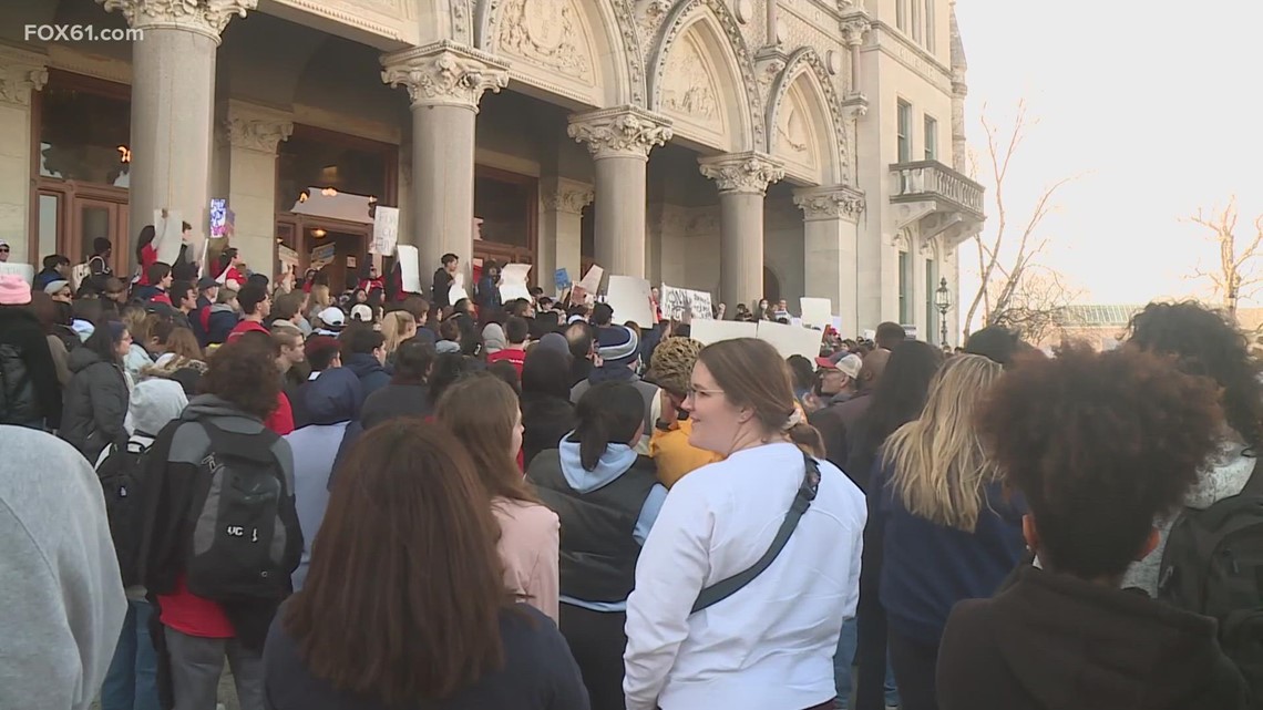 UConn students gather at Capitol to protest gov. budget proposal ...