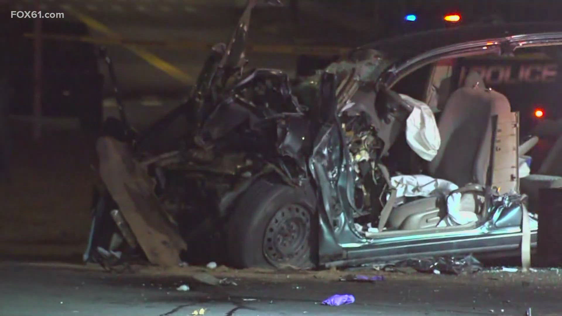 Fire crews battling 2-alarm blaze at Hartford apartment | fox61.com