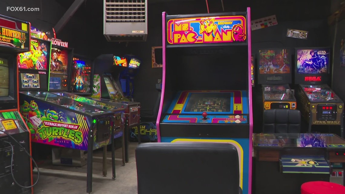 Retro arcade games galore at East Hampton business | fox61.com