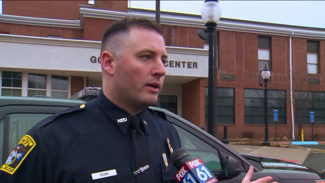 Newington officer recognized for actions in motel fire | fox61.com