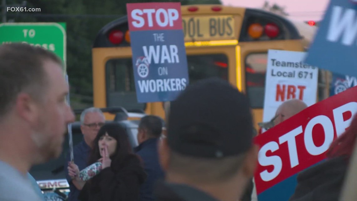Meriden bus drivers strike after failed contract negotiations | fox61.com