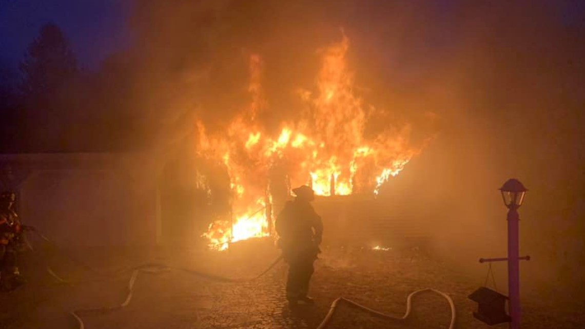 2 people displaced in Bethlehem house fire | fox61.com