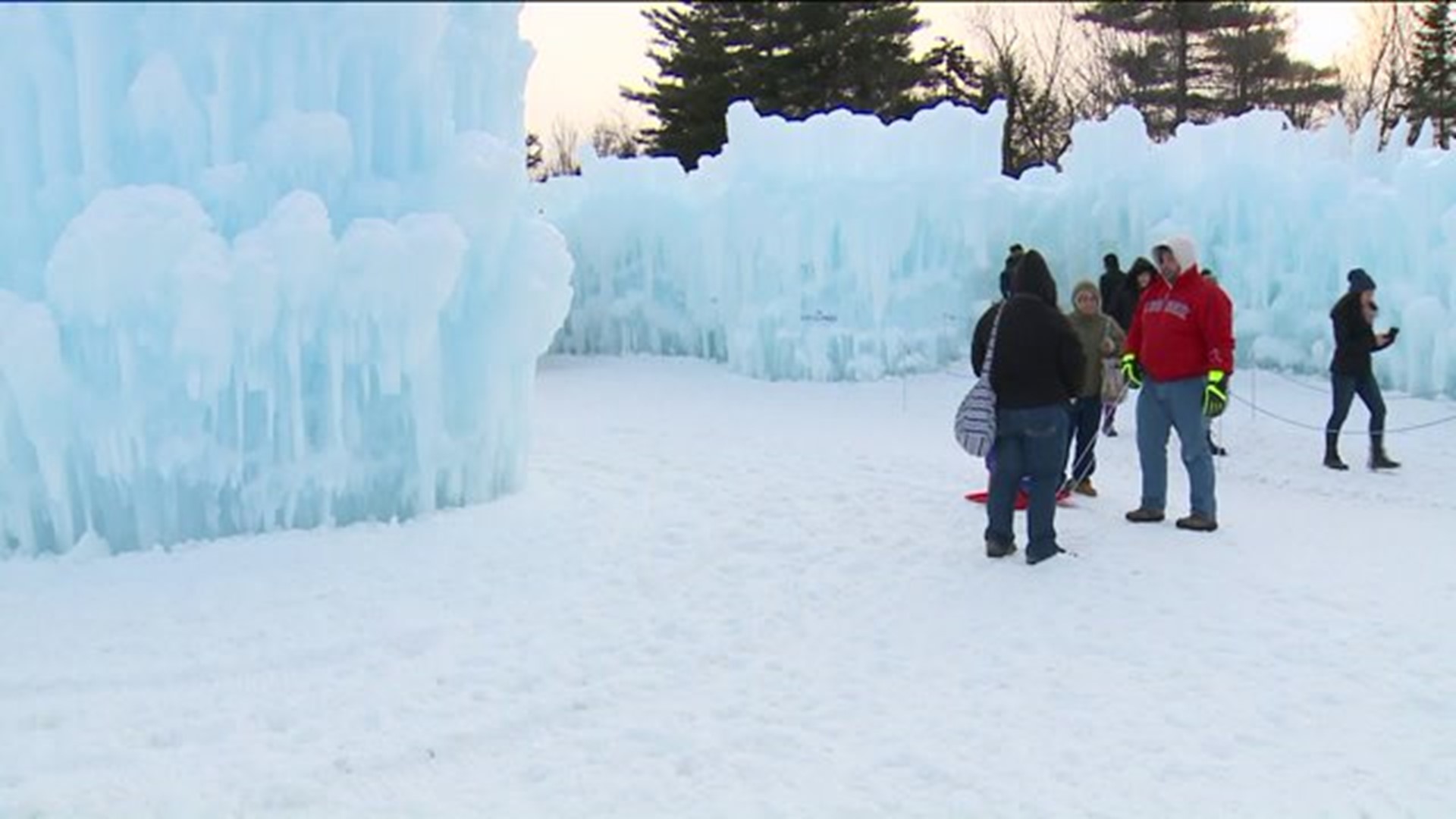New Hampshire’s Ice Castle is an immersive Winter Wonderland | fox61.com