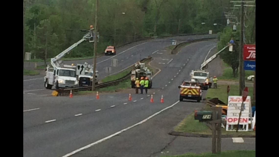 Route 66 reopened in Portland after crash causes delays | fox61.com