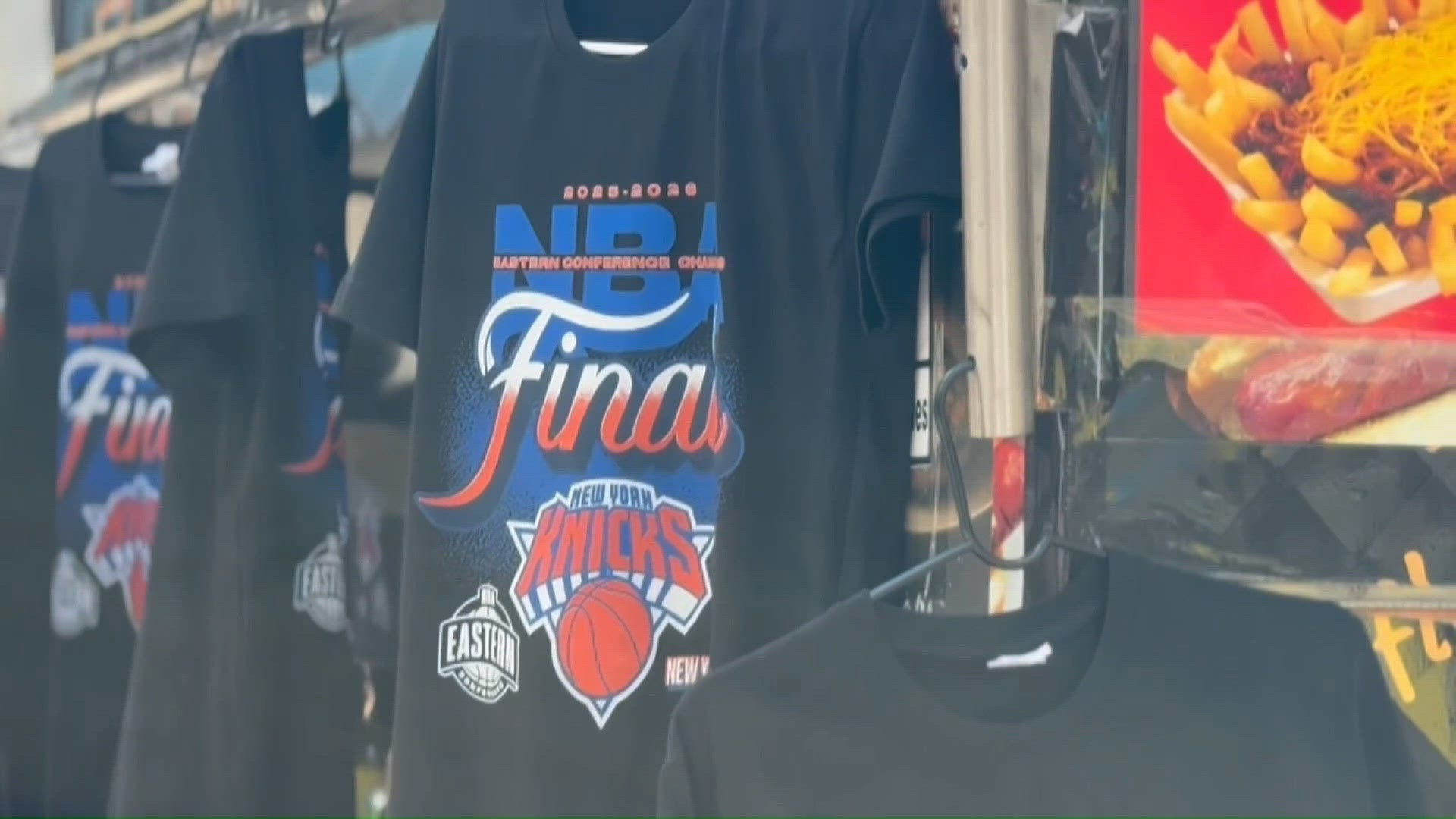 Knicks Game three playoffs at Madison Square Garden, Spurs fan reaction ...
