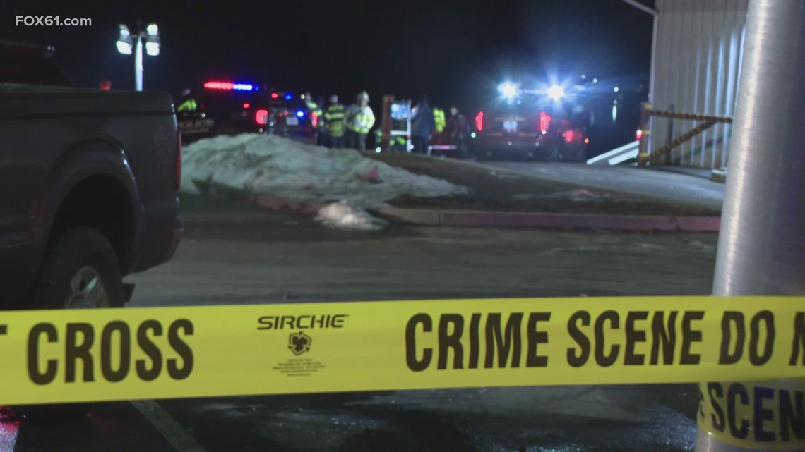 Crews search for reported vehicle that drove into Connecticut River in ...