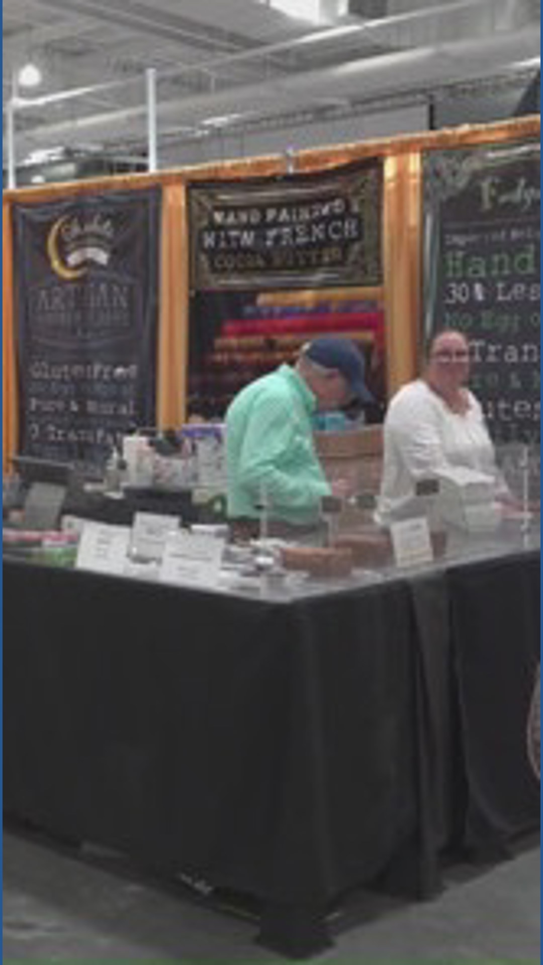 Last minute shoppers flock to Mohegan Sun Expo's Mother's Day Spring ...