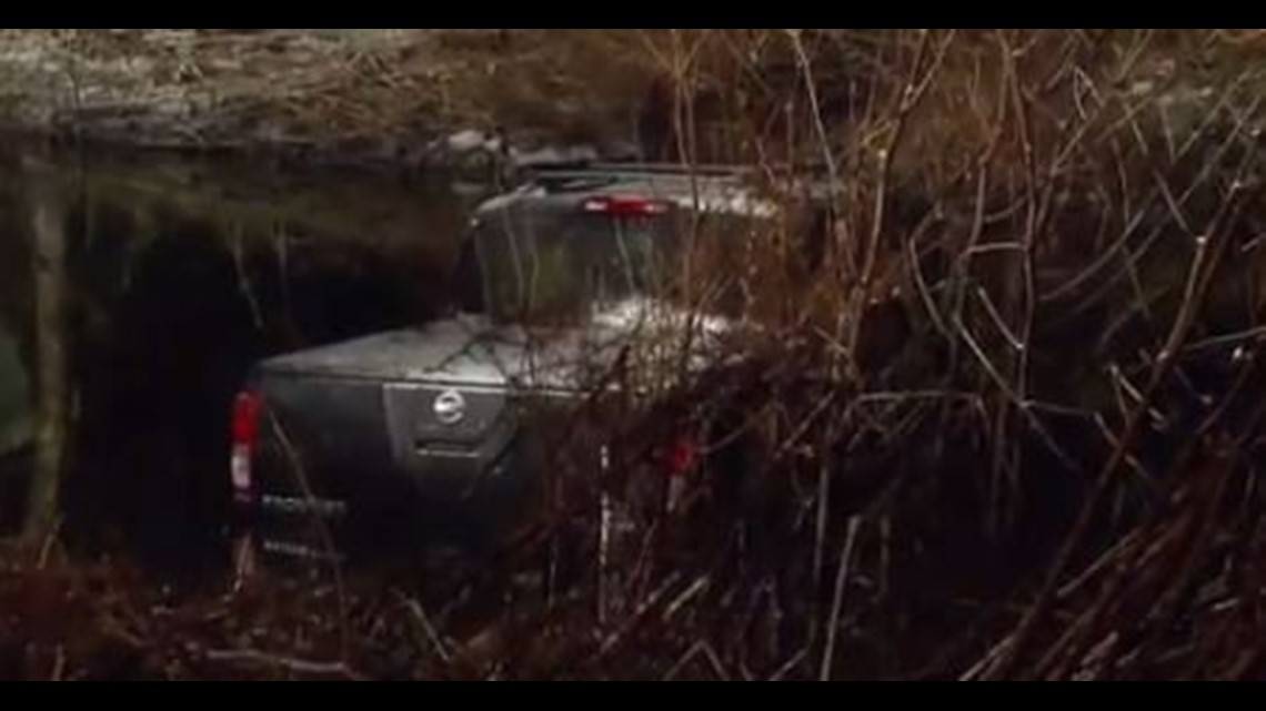 Truck goes into water in Deep River | fox61.com