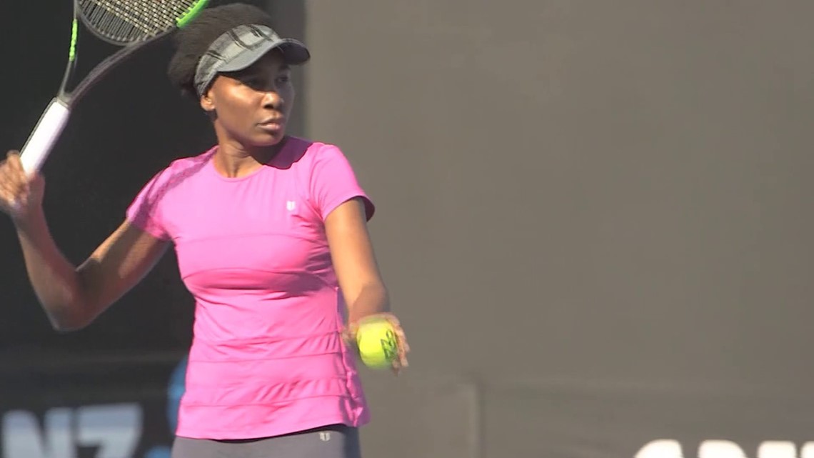 Police: Venus Williams at fault in fatal car crash | fox61.com