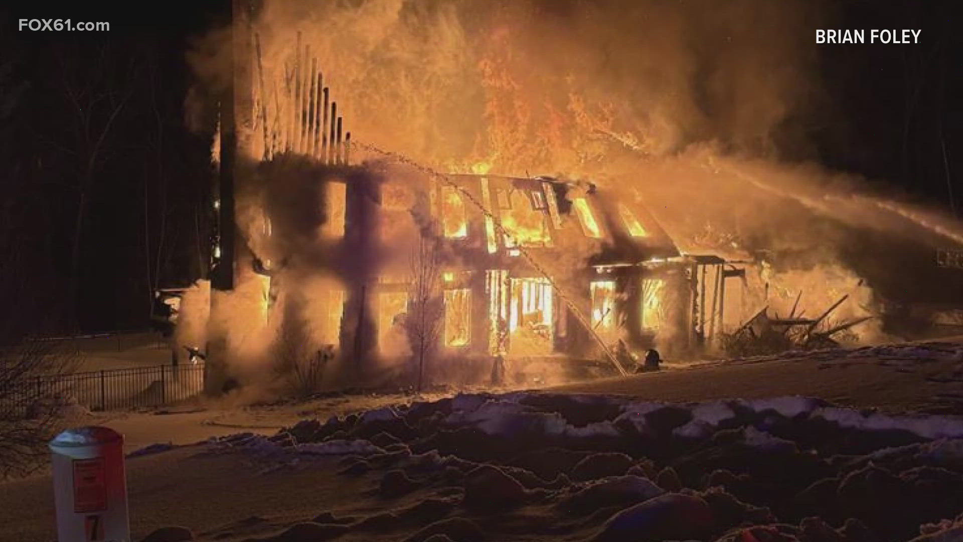Late-night fire destroys Tolland home; man taken to hospital | fox61.com