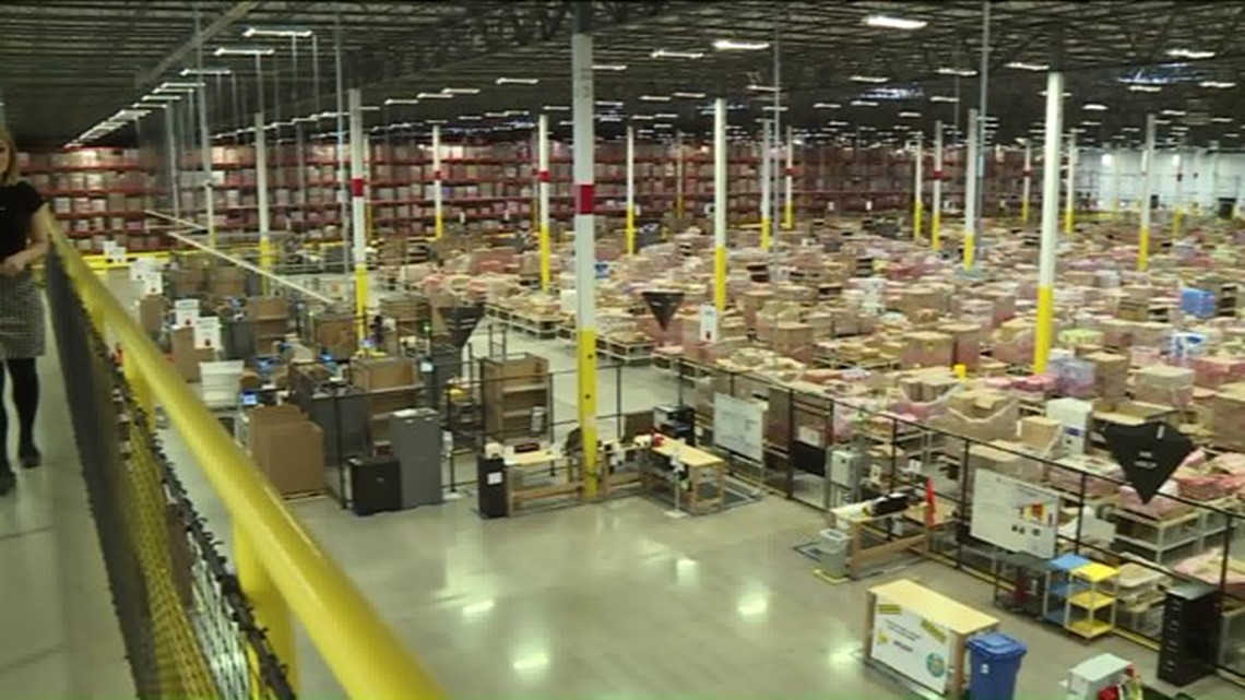 New robotic Amazon fulfillment center opens in Windsor | fox61.com
