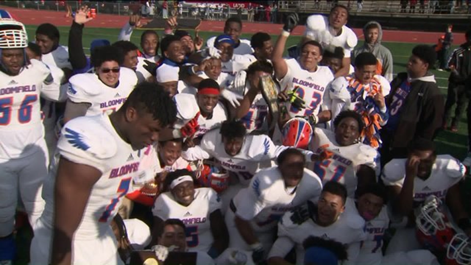 Bloomfield Warhawks win first state title in 13 years | fox61.com