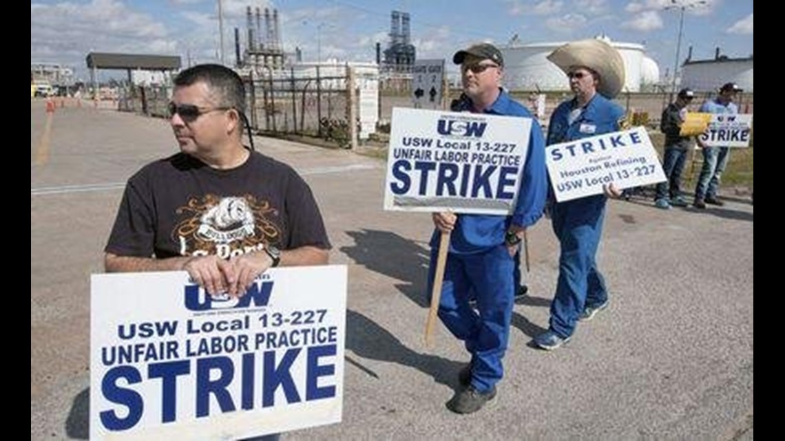 Workers at nation’s largest oil refinery join growing strike | fox61.com