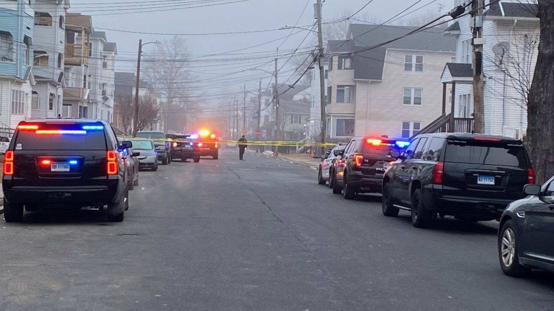 2 dead, 1 injured after Hartford shooting, police investigating | fox61.com