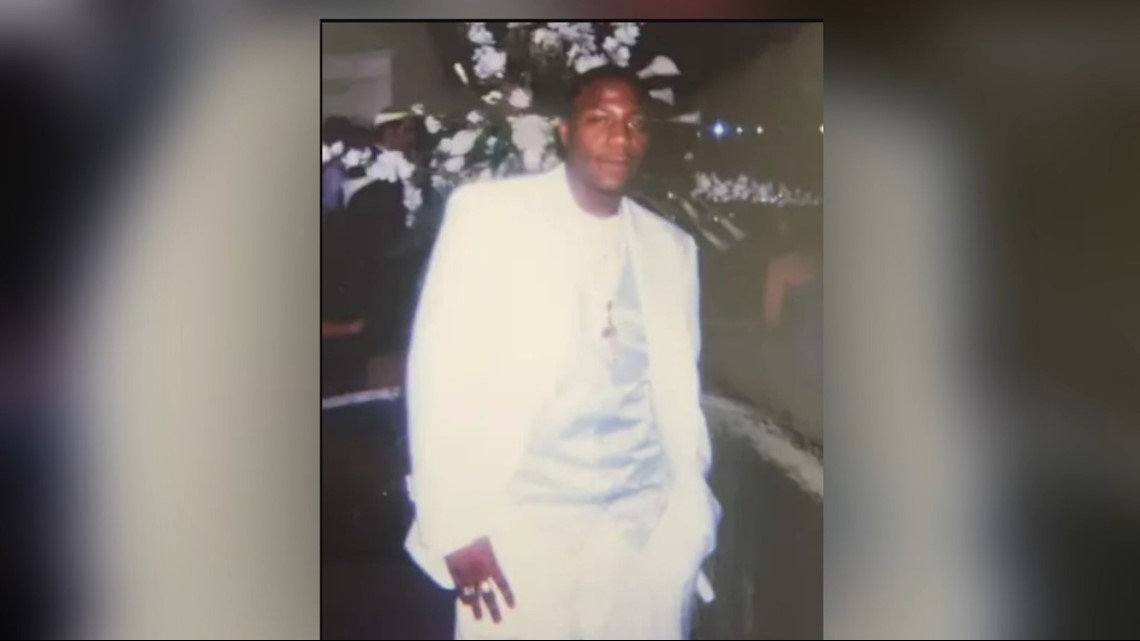 Vigil held for Hartford homicide victim as family grieves | fox61.com