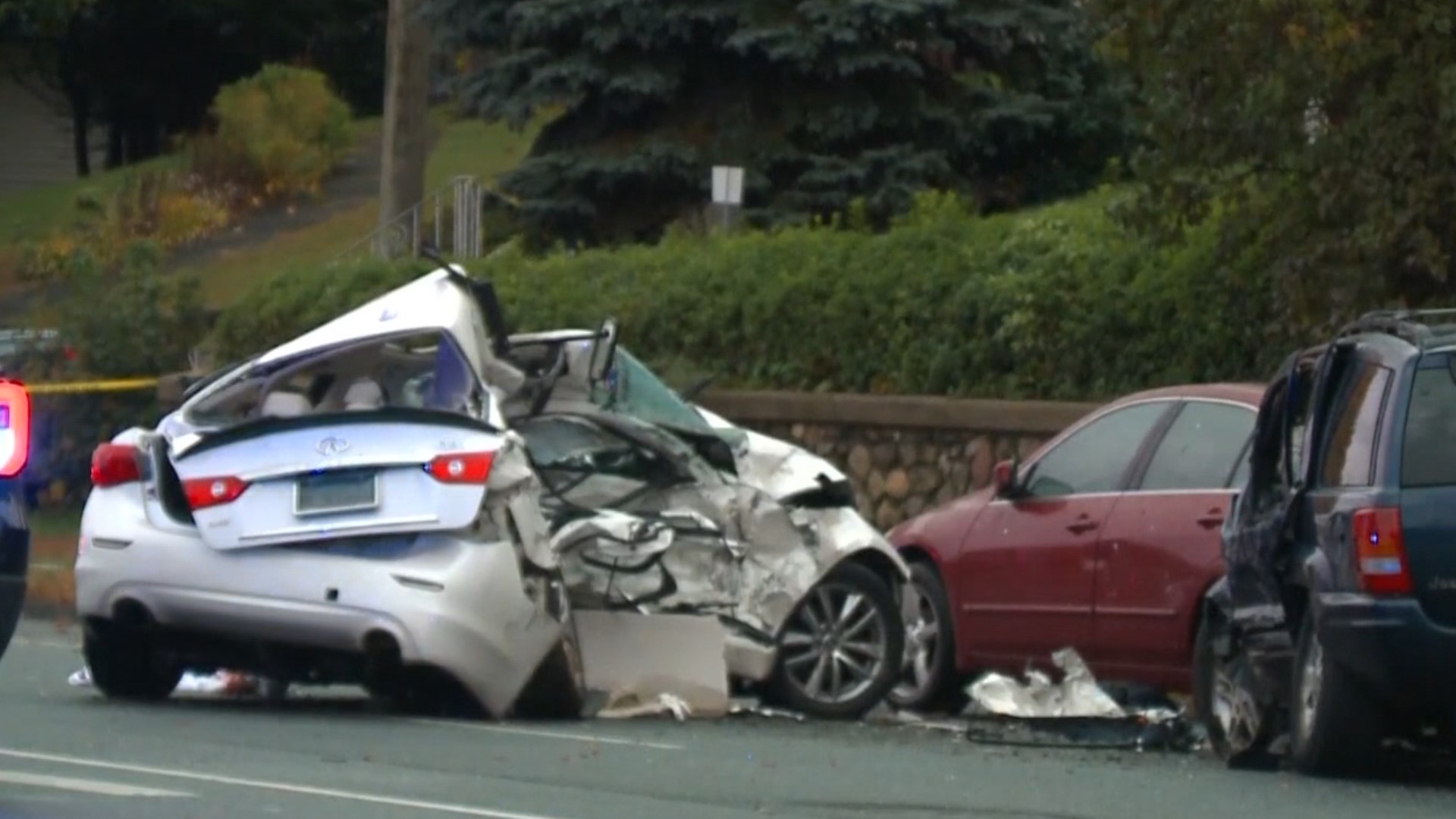 19-year-old killed in Connecticut crash | fox61.com