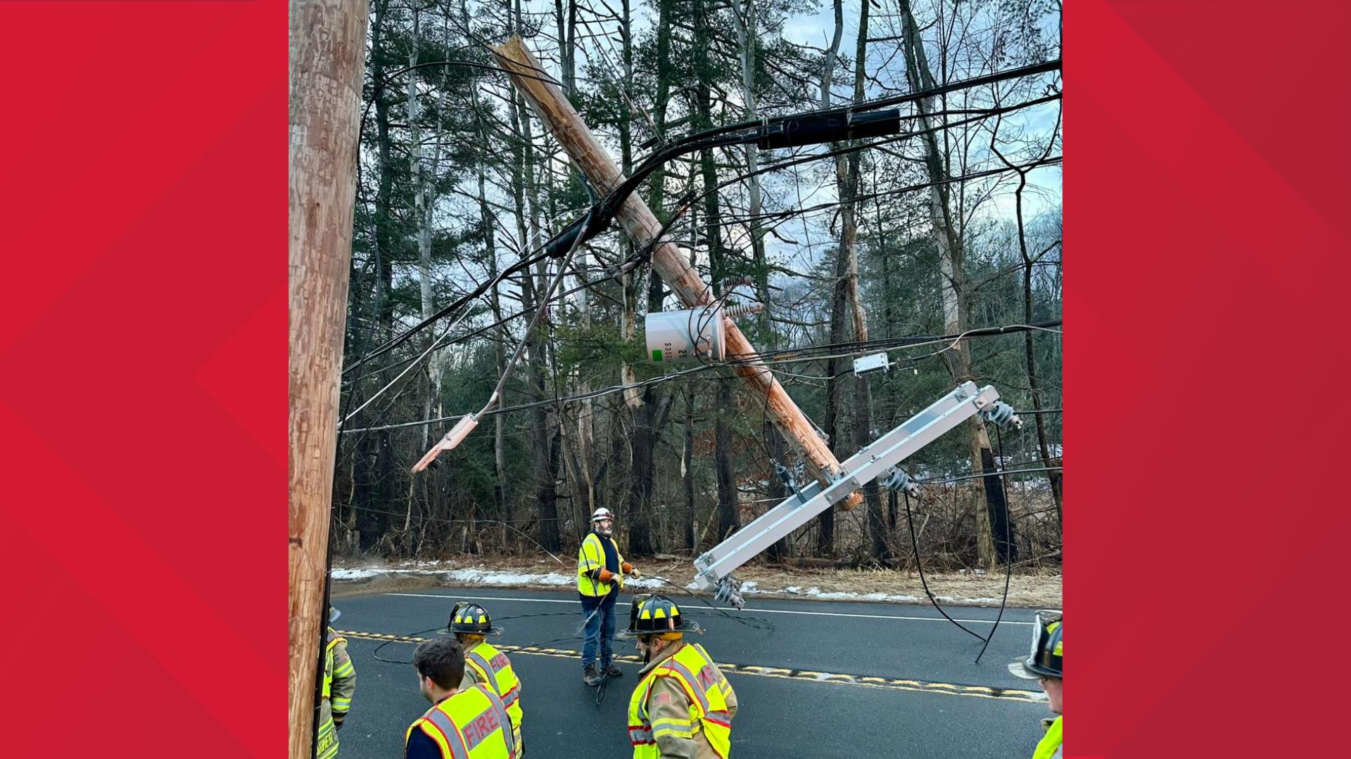 Part of Rt. 4 closed due to vehicle crash into pole | fox61.com