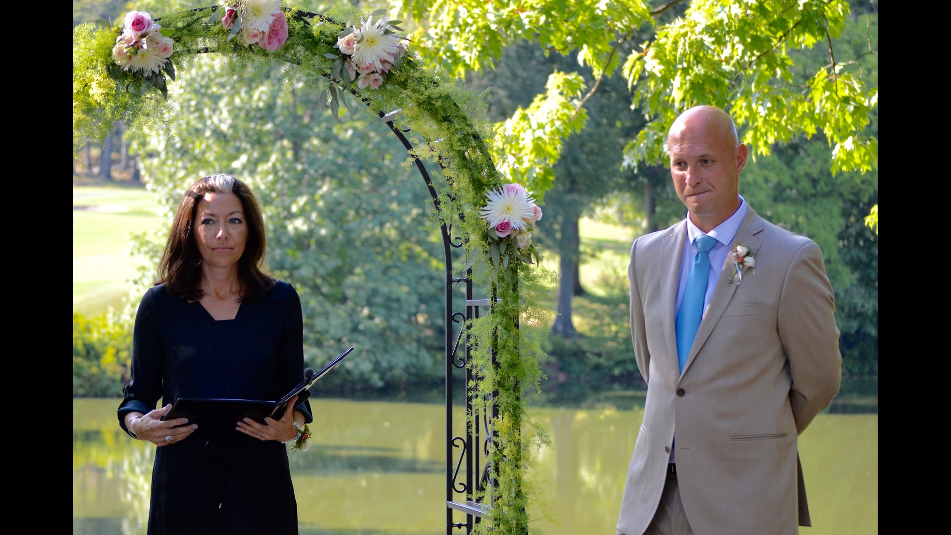 Tim Lammers ties the knot! | fox61.com