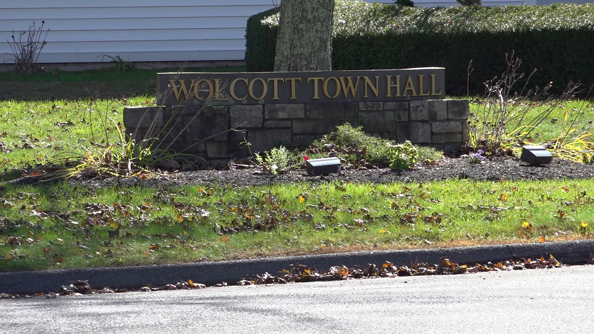 In Wolcott, mayoral contenders clash over vision for future leadership ...