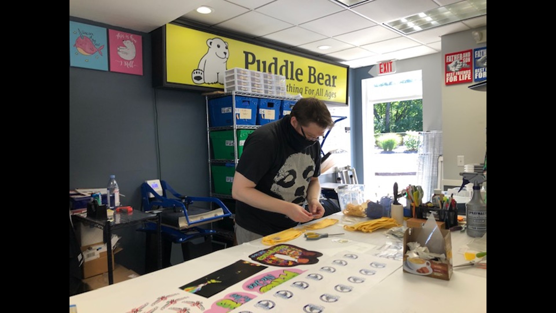 Fairfield business doing well by pivot to masks | fox61.com