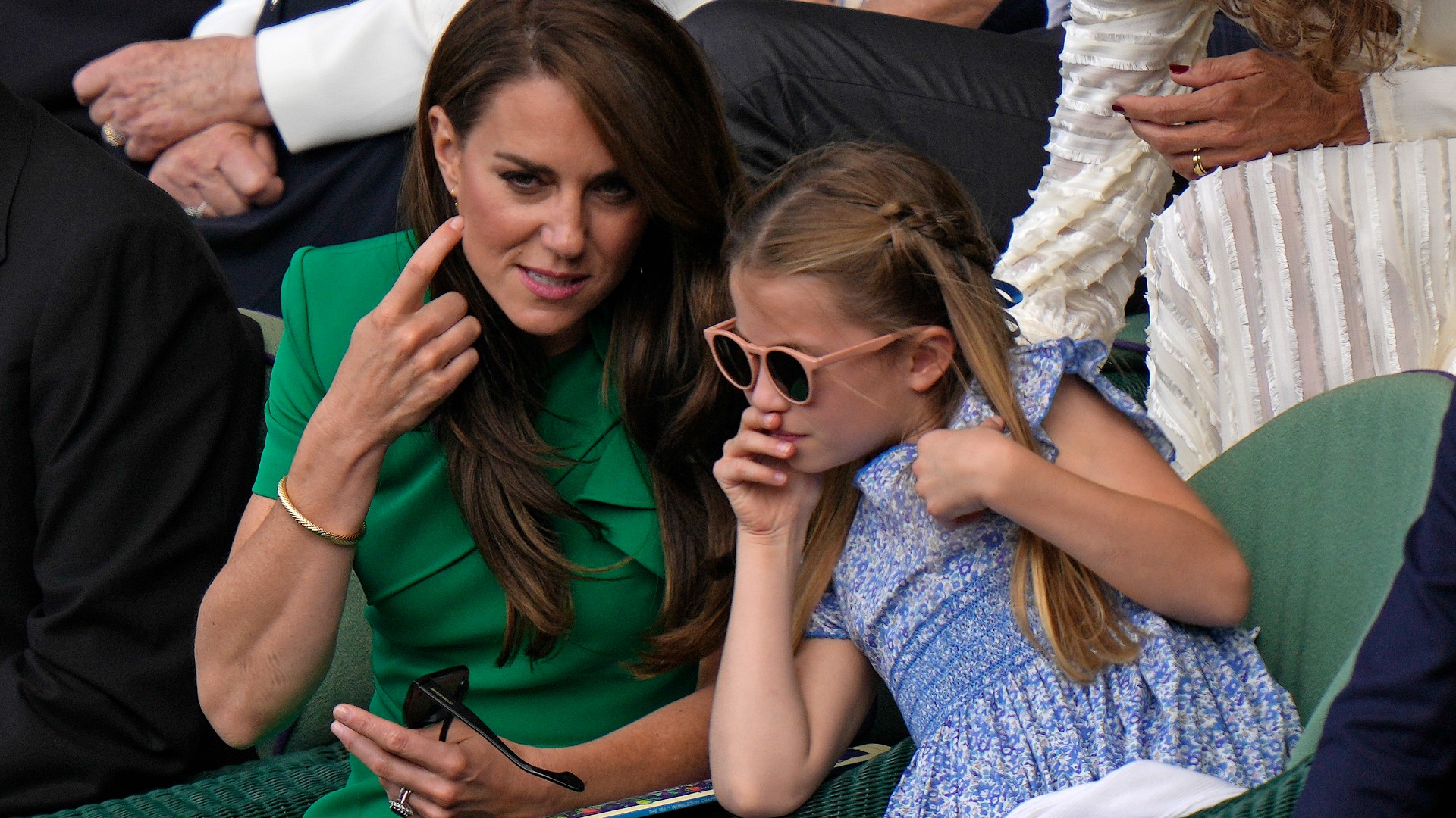 Kate, the Princess of Wales, hospitalized for up to two weeks after ...