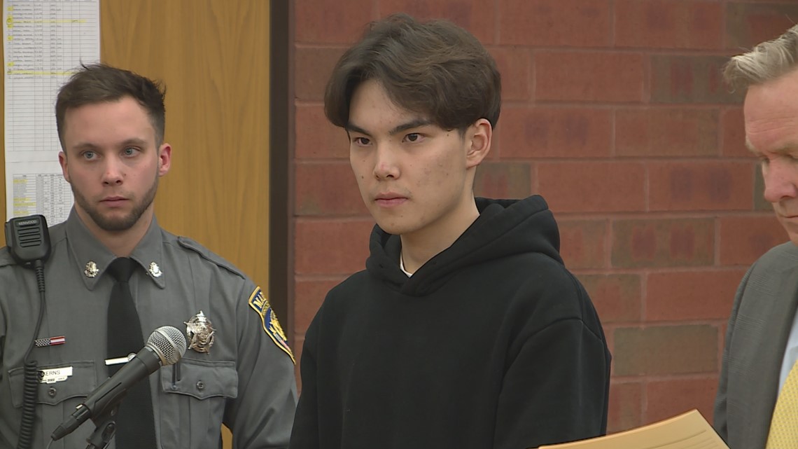 Connecticut college student arrested after making online posts | fox61.com