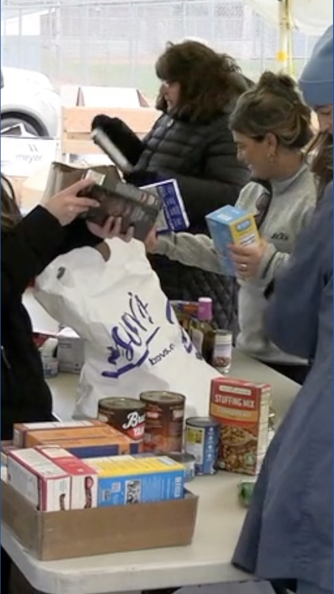 Milford joins forces for 'Thanks for Giving Food Drive' | FOX61 Student ...