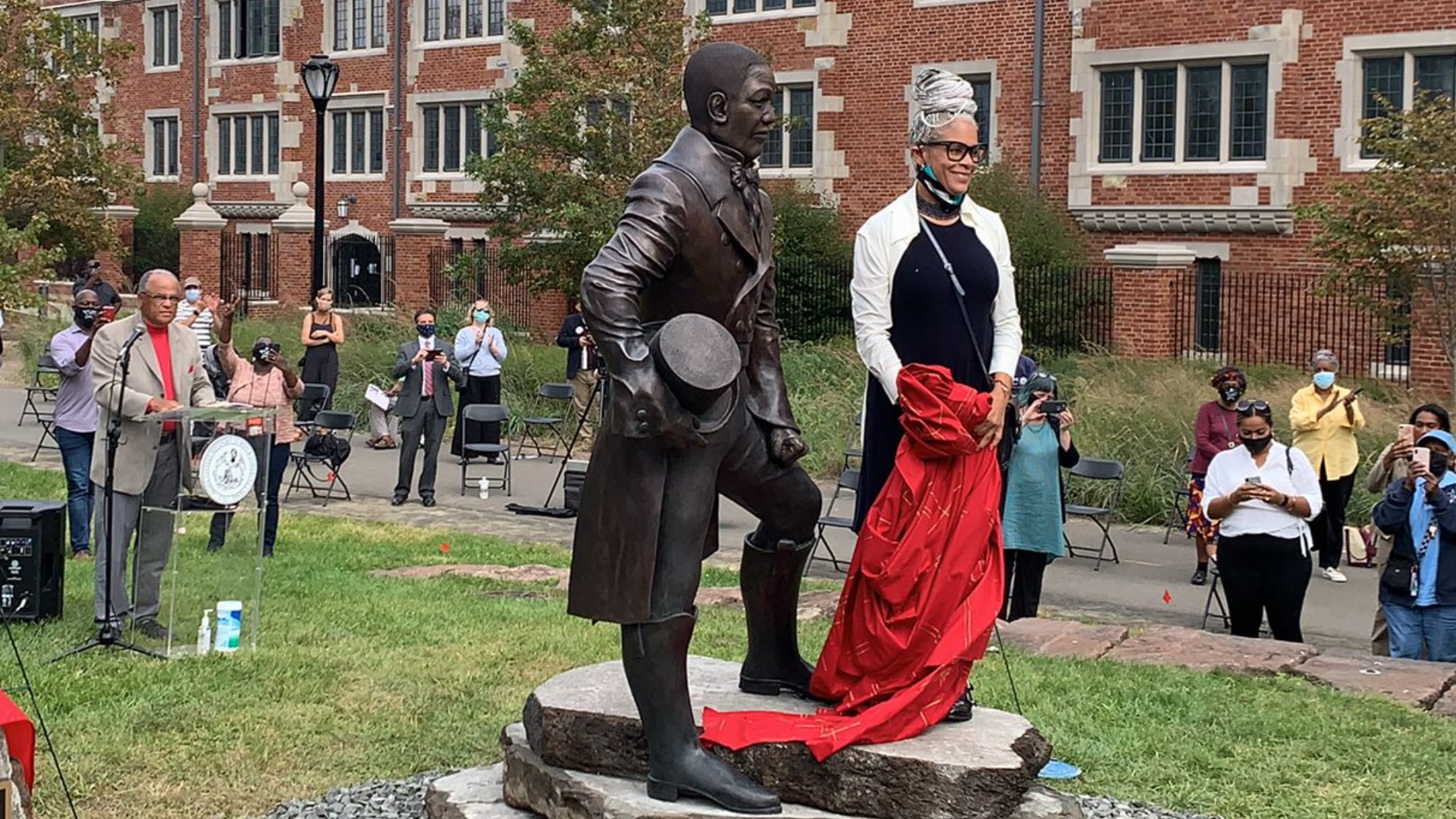 New Haven unveils statue of William Lanson, a runaway slave who shaped ...