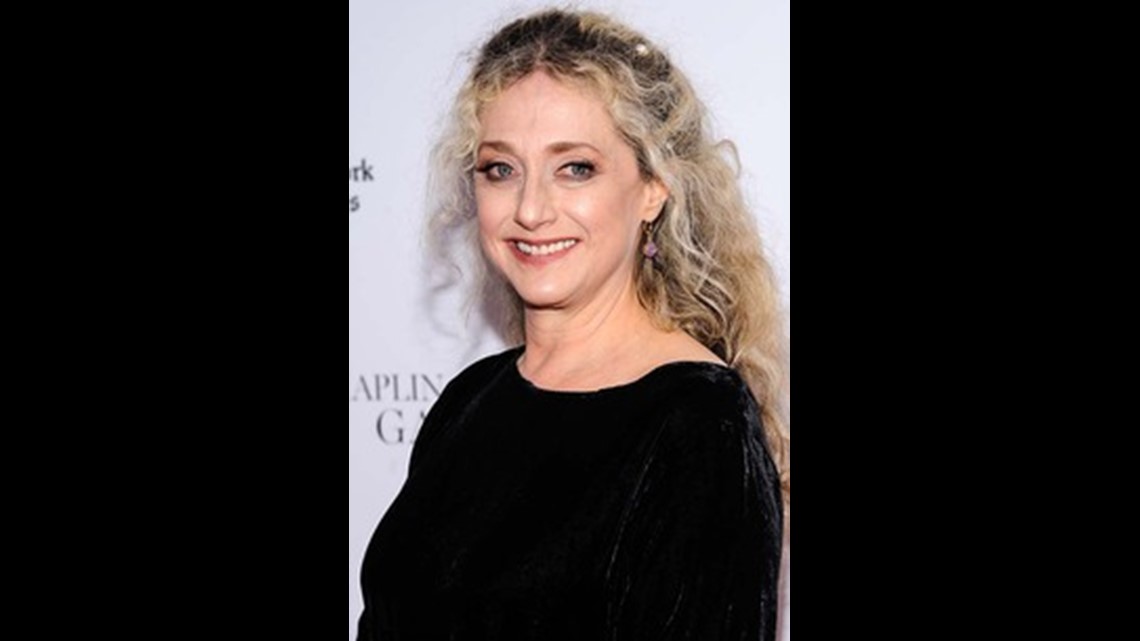 GOTHAM EXCLUSIVE: Meet the Penguin’s Mother | fox61.com