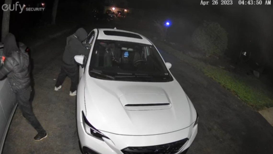 Southington police investigate 11 'smash-and-grab' car thefts | fox61.com