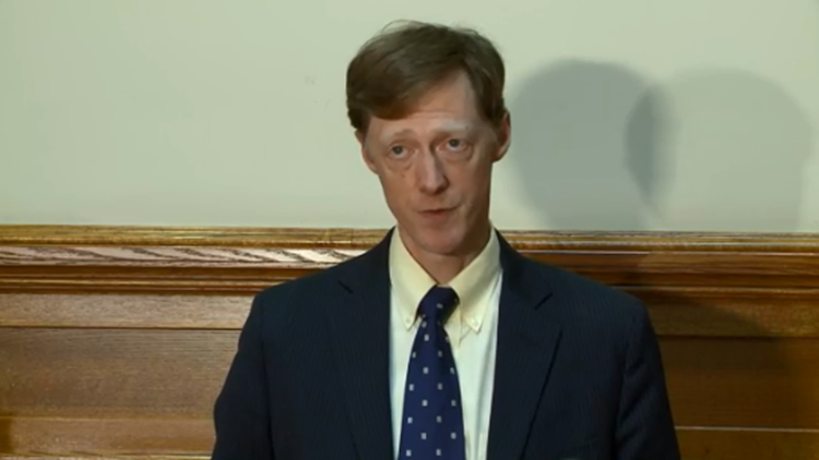 New Haven Mayor Justin Elicker issues order requiring the use of face ...