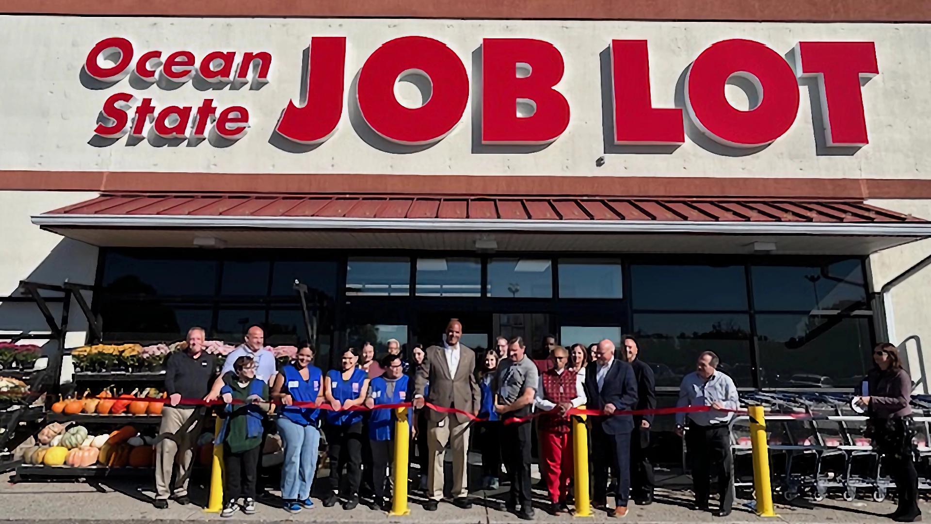 Relocated Ocean State Job Lot opens in Waterbury | fox61.com