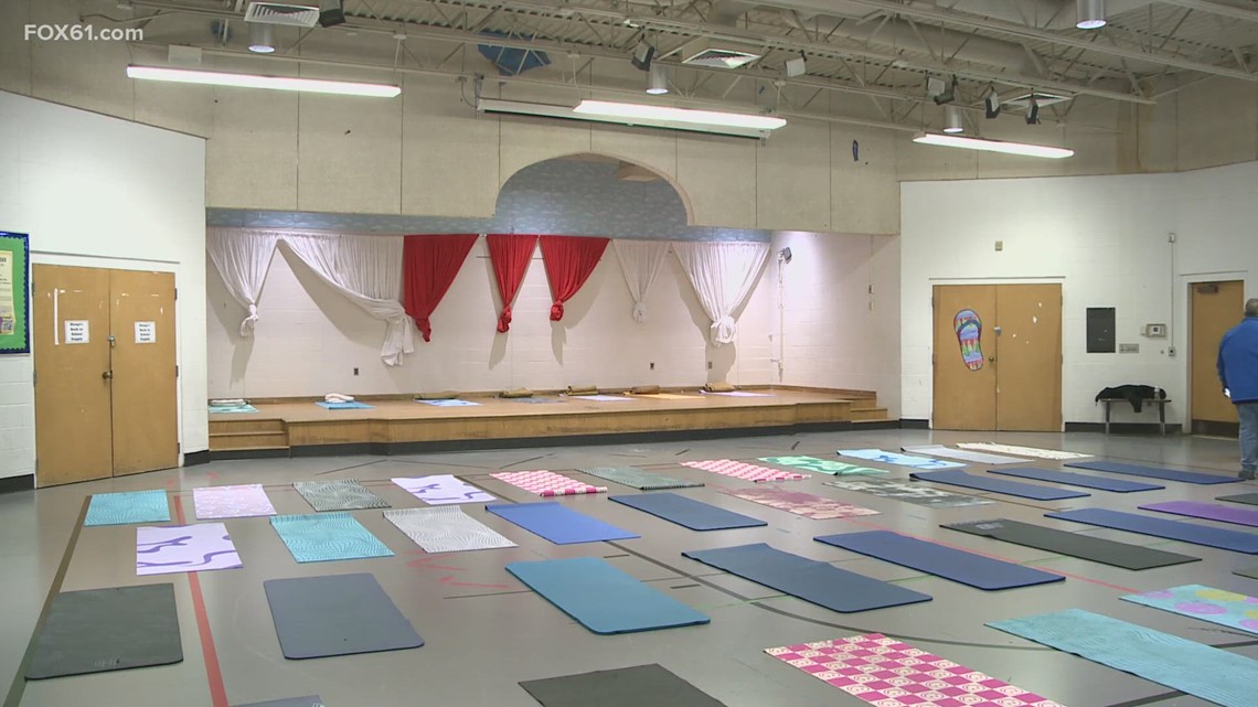 New warming center opens in New Haven as cold season begins | fox61.com