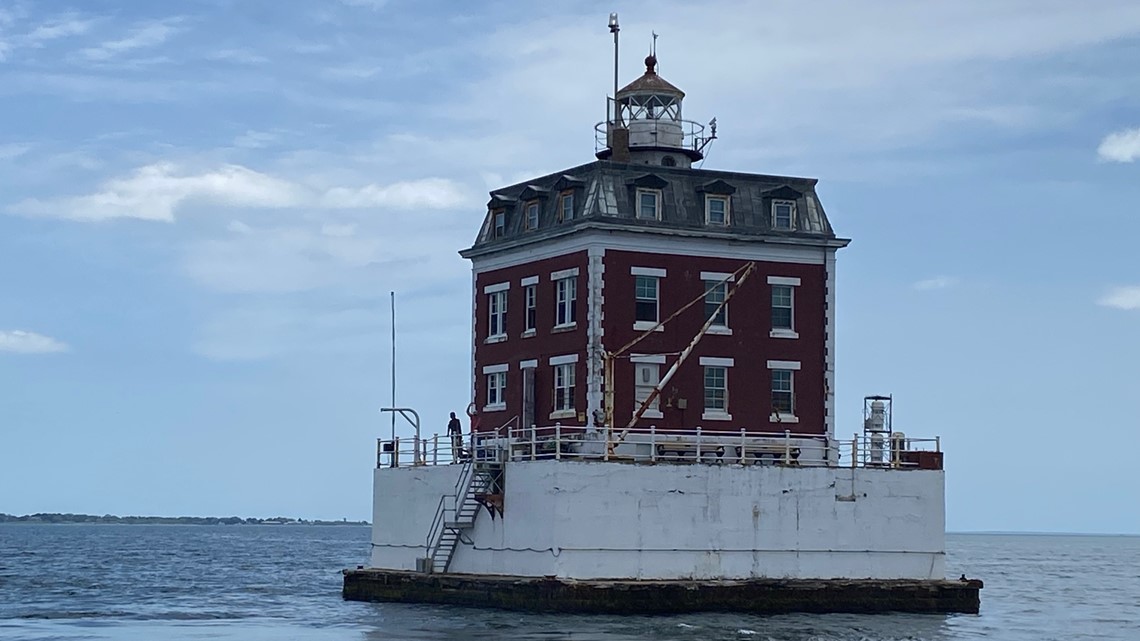 Ledge Lighthouse in Conn. welcomes back guests. | fox61.com