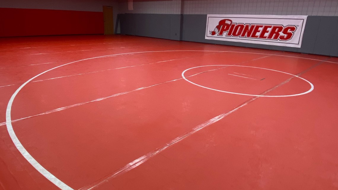 Sacred Heart University to kick off inaugural women's wrestling | fox61.com