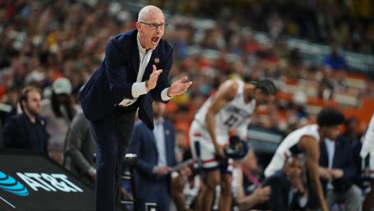 Dan Hurley, UConn men add veteran transfers Jaye Nash and Isaiah Shaw ...
