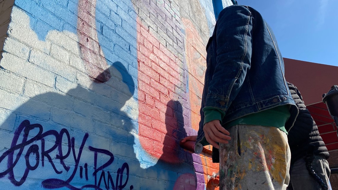 New mural to brighten entrance of DCF office in Connecticut | fox61.com