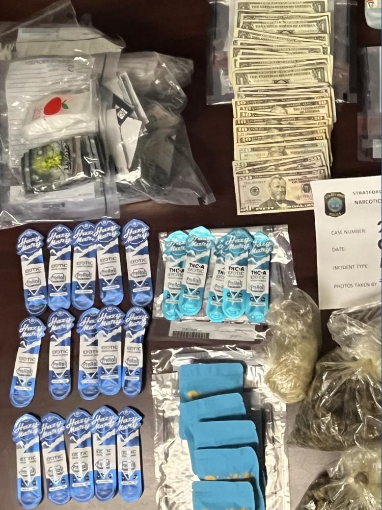 Connecticut smoke shop busted with kilogram of marijuana, police say ...