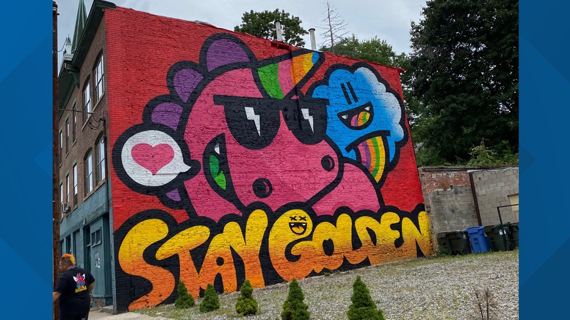 2 new murals brought to heart of eastern Connecticut city | fox61.com