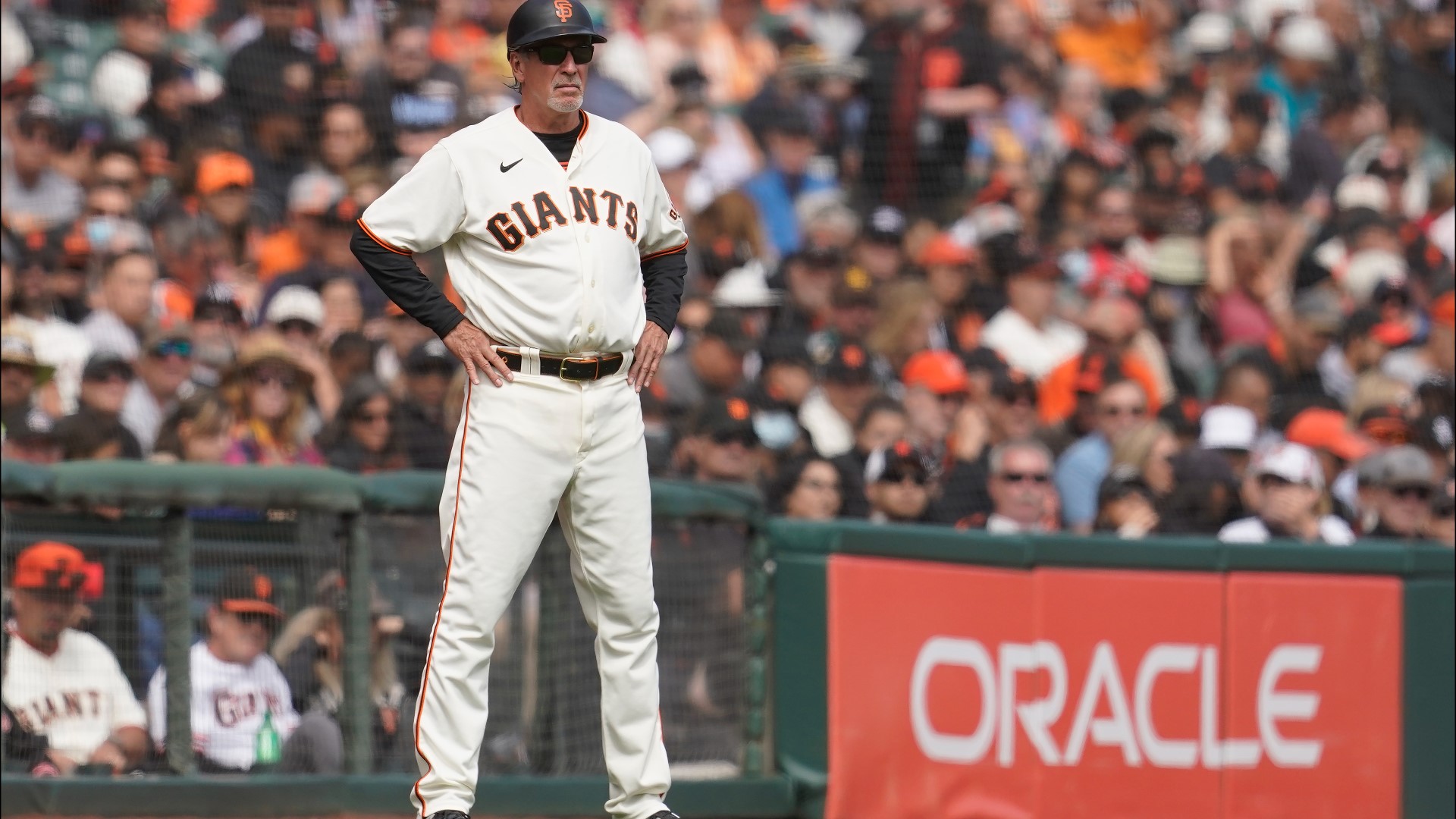 SF Giants coach visits Conn. to celebrate birthday with mother | fox61.com