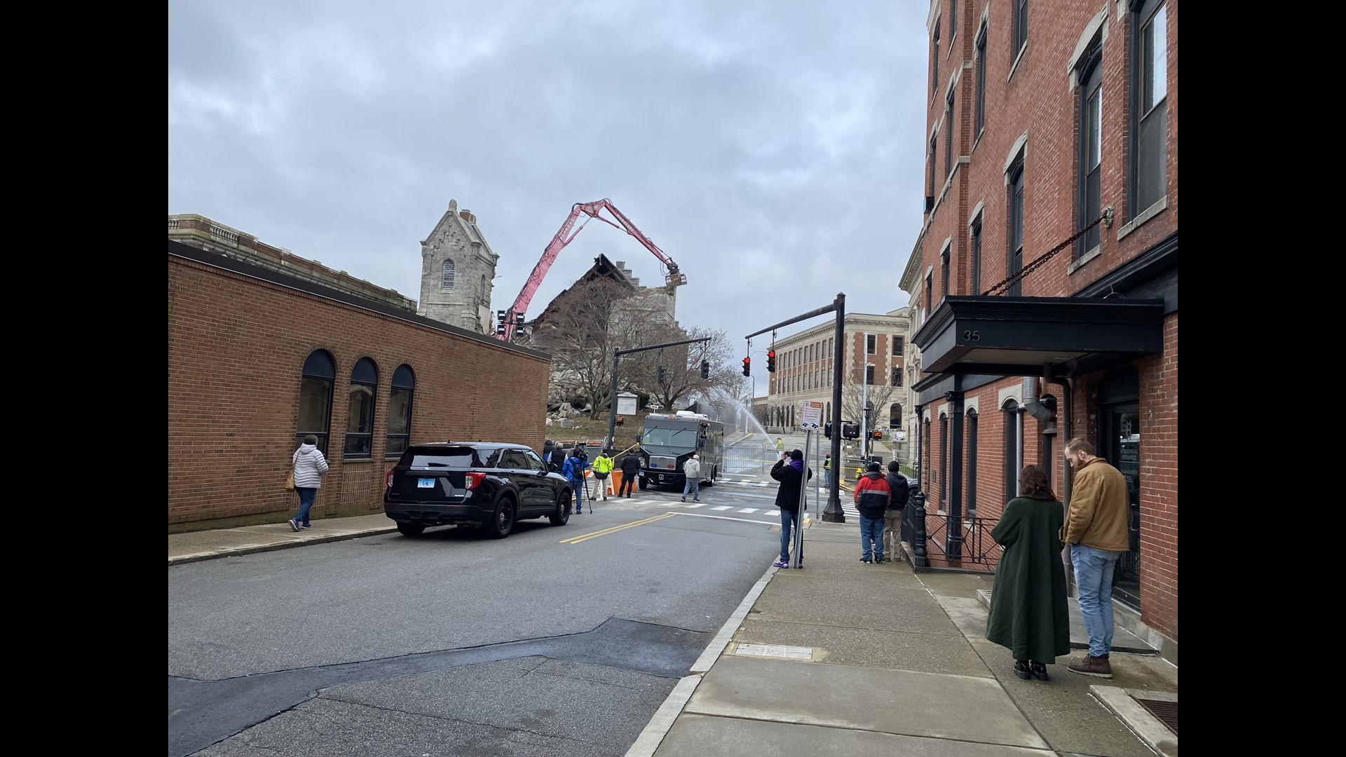 Inspections continue into Connecticut church roof collapse | fox61.com