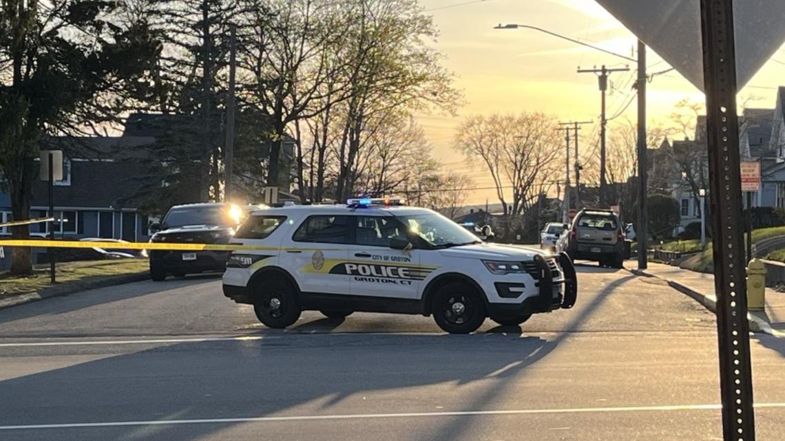 Conn. State Police Major Crimes on scene for Groton police ...