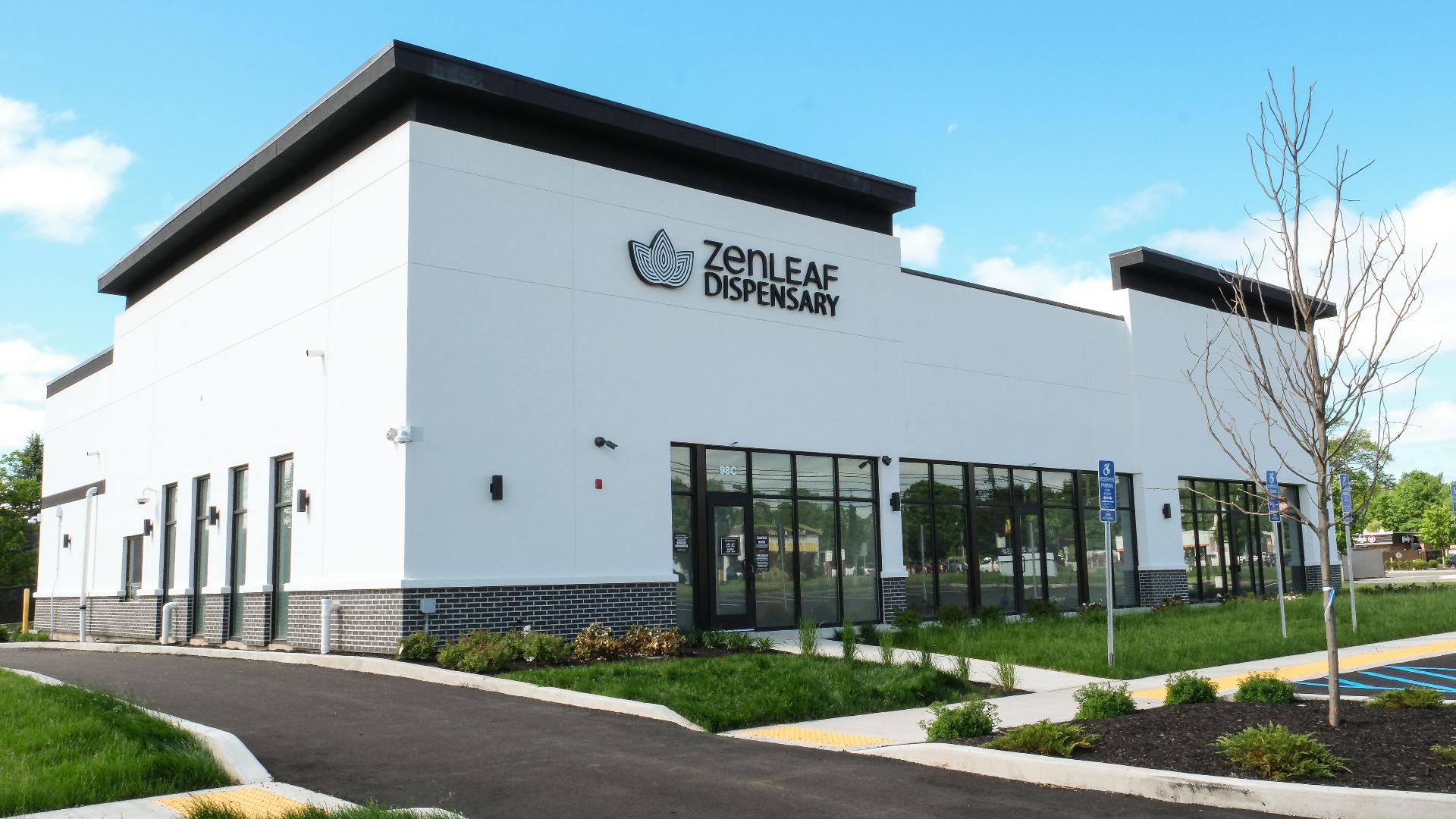 Zen Leaf celebrates grand opening of Enfield dispensary | fox61.com