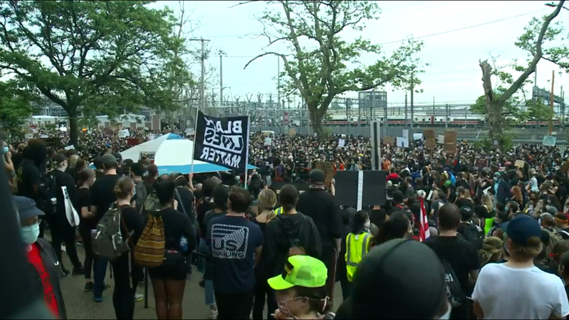 1,000 people protest police brutality in New Haven | fox61.com