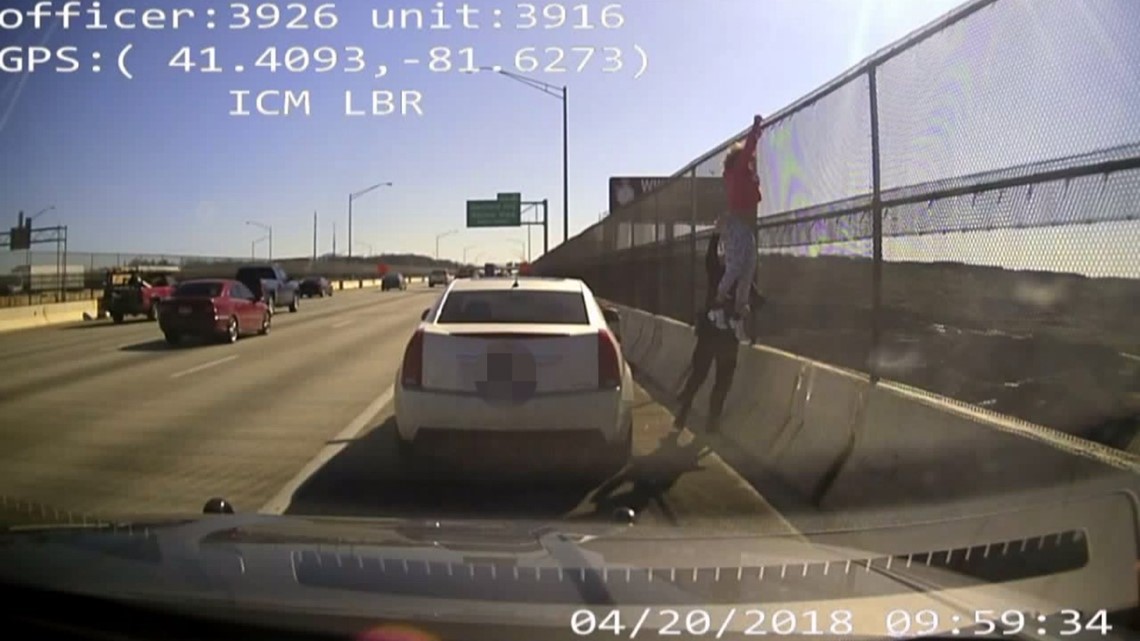 Independence police officer makes heroic rescue on I-480 bridge | fox61.com