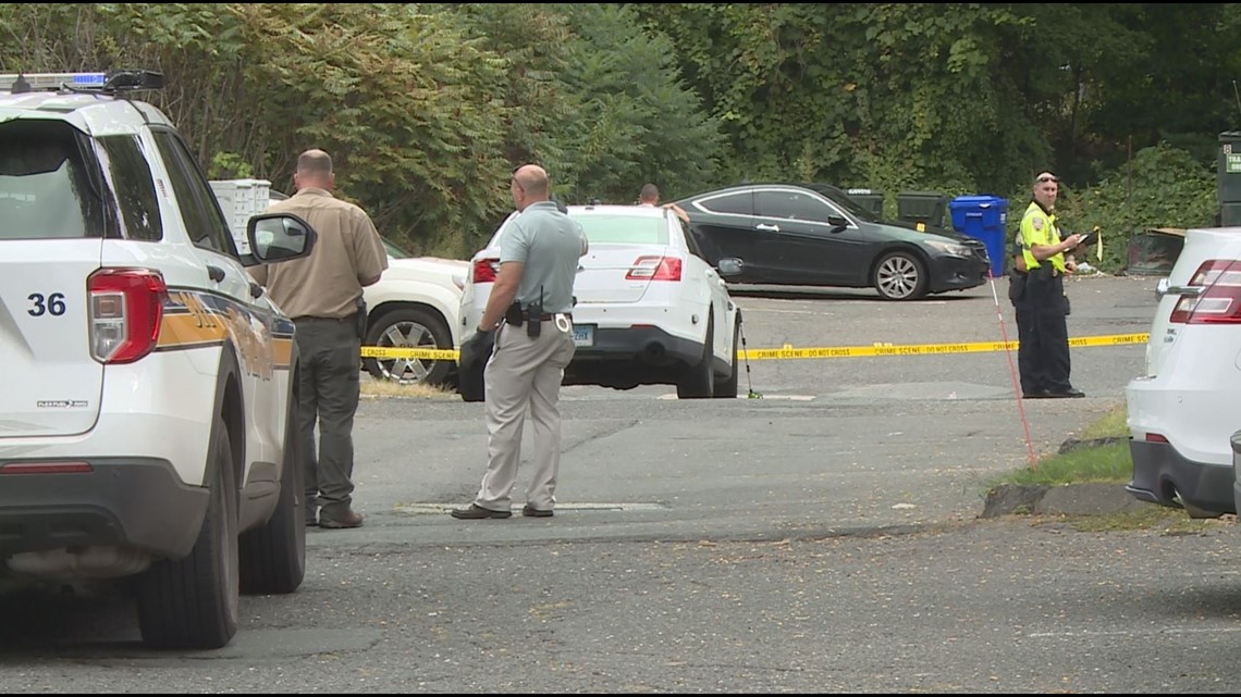CT police investigate shooting of man at apartment complex | fox61.com