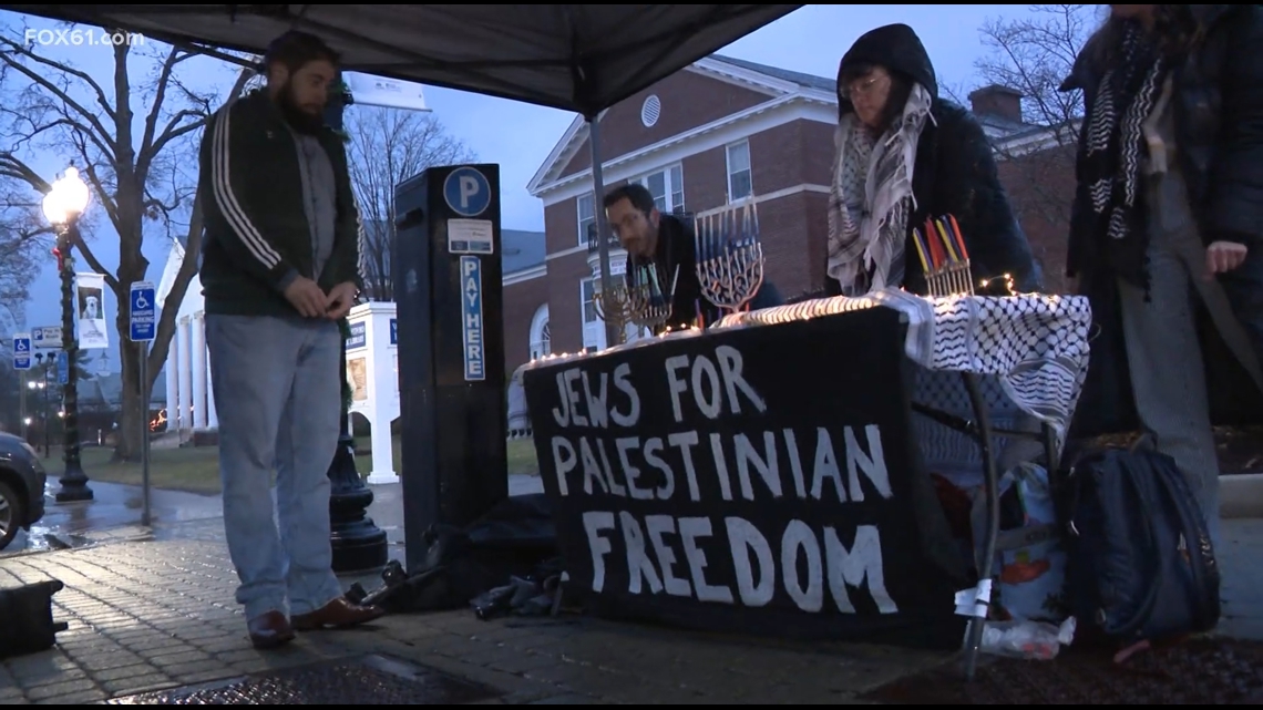 West Hartford Jewish community members demand end of arms sales to ...