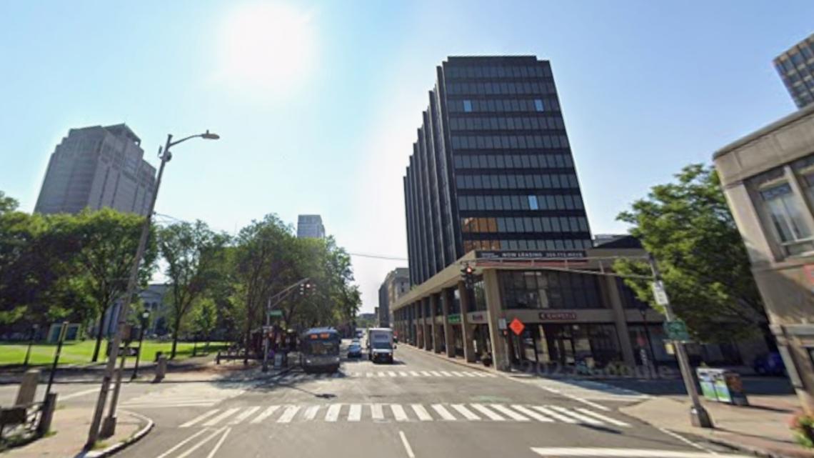 2-way traffic returning to busy part of Chapel Street in New Haven ...