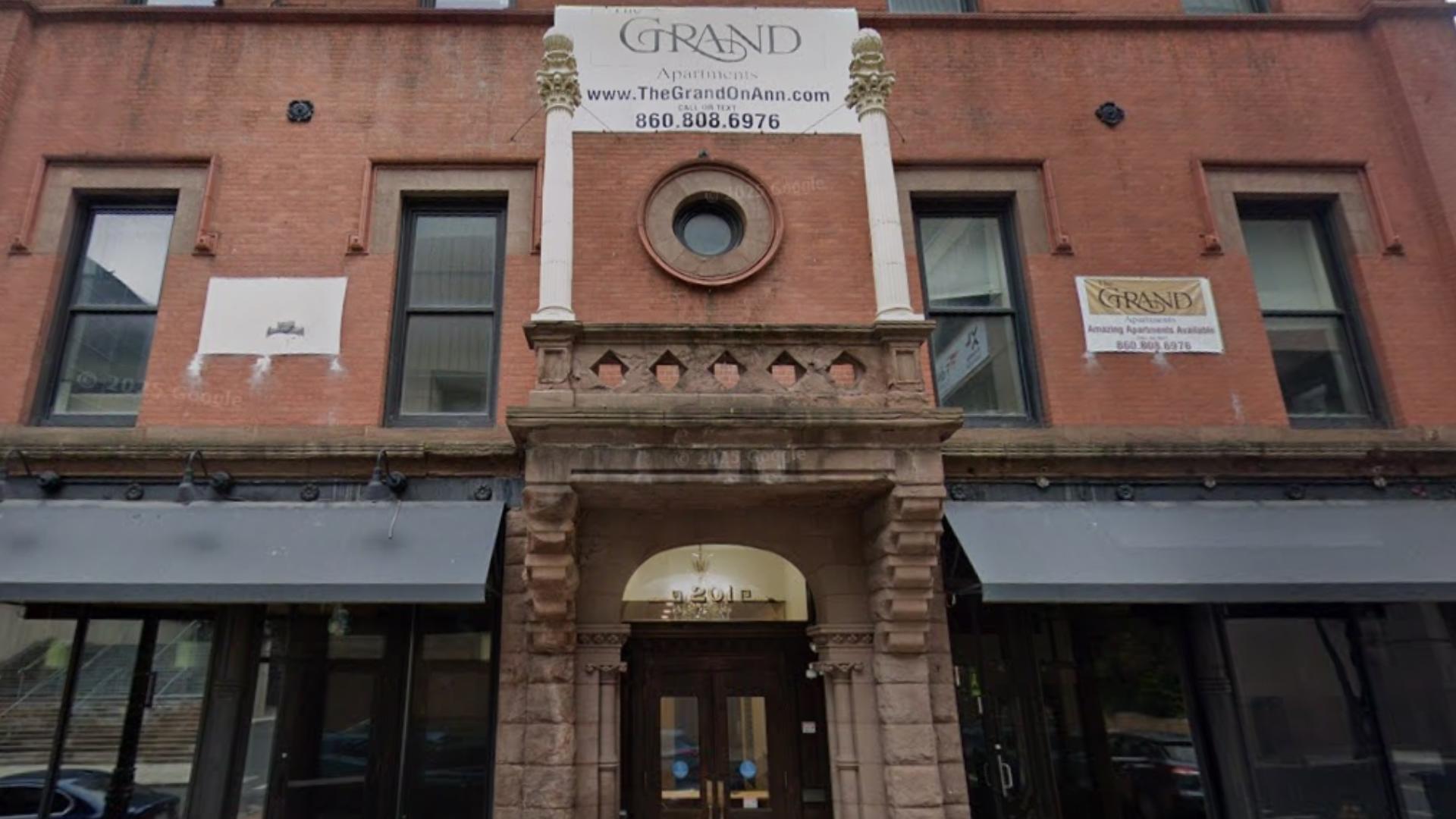 The White Rabbit in Hartford withdraws application for a liquor permit ...