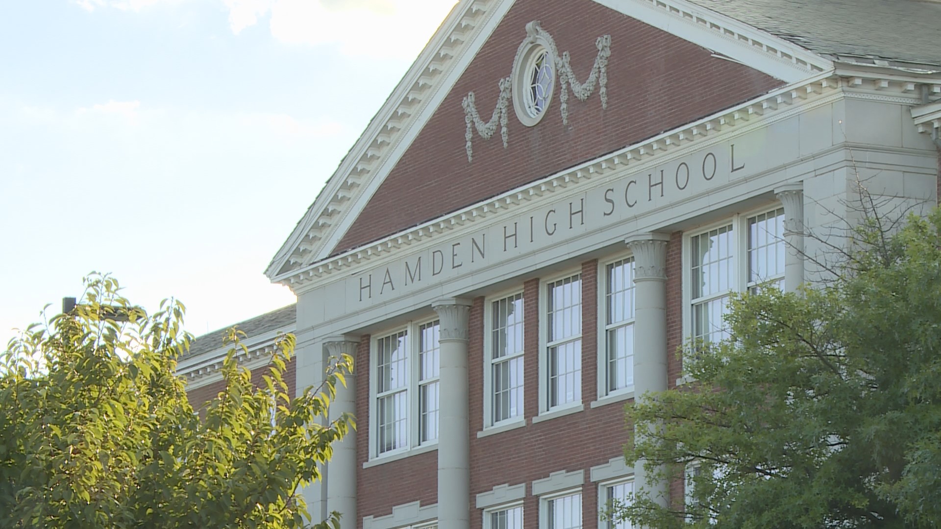 Conn school district looking to define school resource officers | fox61.com